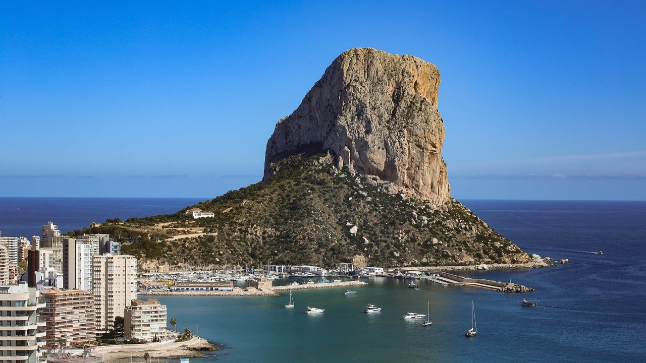 El Peñón de Ifach, y su espectacular paisaje – LO CHIC revista